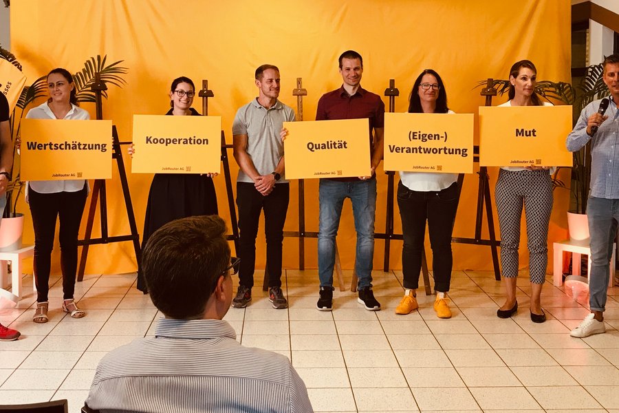 Karriere | Entdecke aufregende Stellenangebote und das Arbeiten bei ...